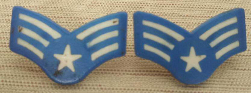 PLASTIC SGT / AIC STRIPES - AIR FORCE (USAAF IS WITH ARMY) - U.S ...