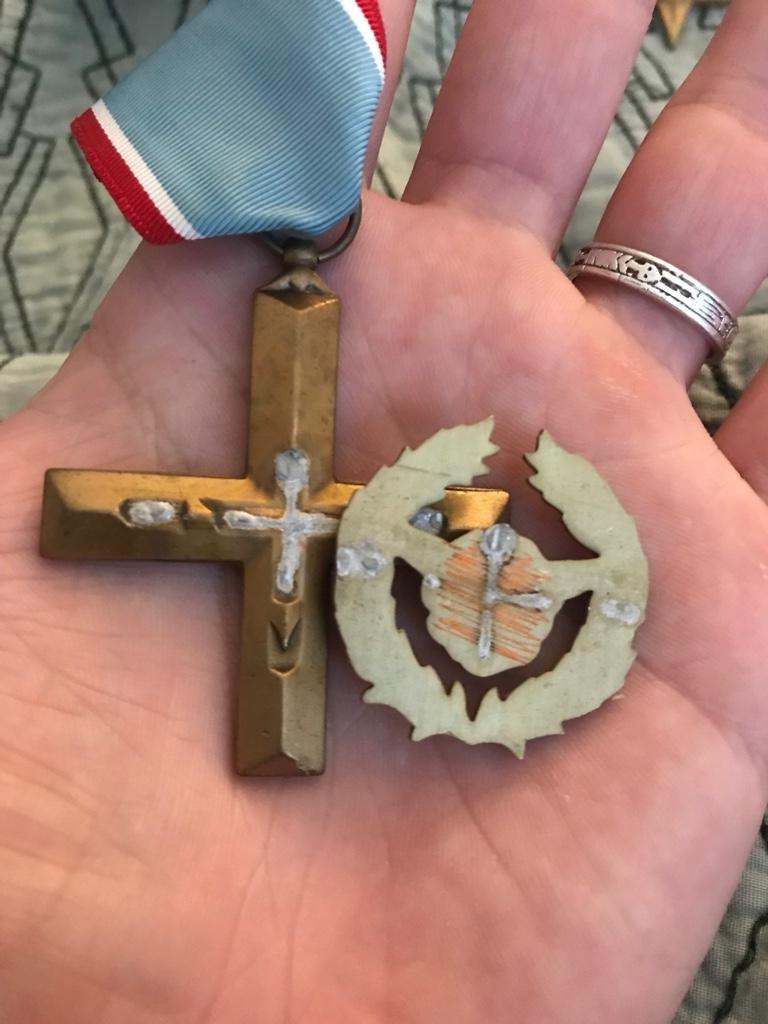 Dropped a box while moving..... - MEDALS & DECORATIONS - U.S. Militaria ...