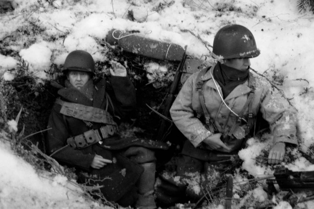 Watching the Line - January 14, 1945 - MODELING - U.S. Militaria Forum