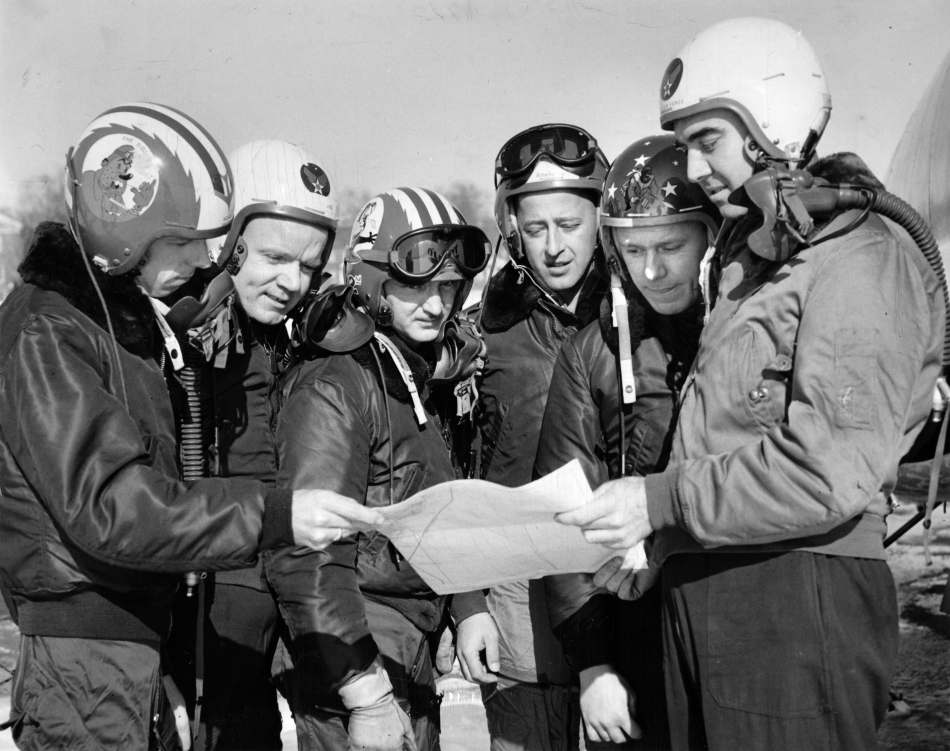 USAF F-86 fighter pilot - FLYING HELMETS AND ACCESSORIES - U.S ...