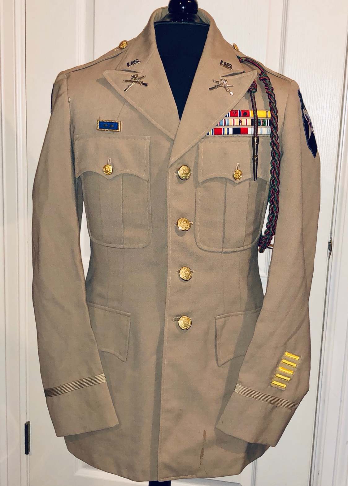 Thomas L. Dormer: WWII SSM & BSM recipient - UNIFORMS - U.S. Militaria ...