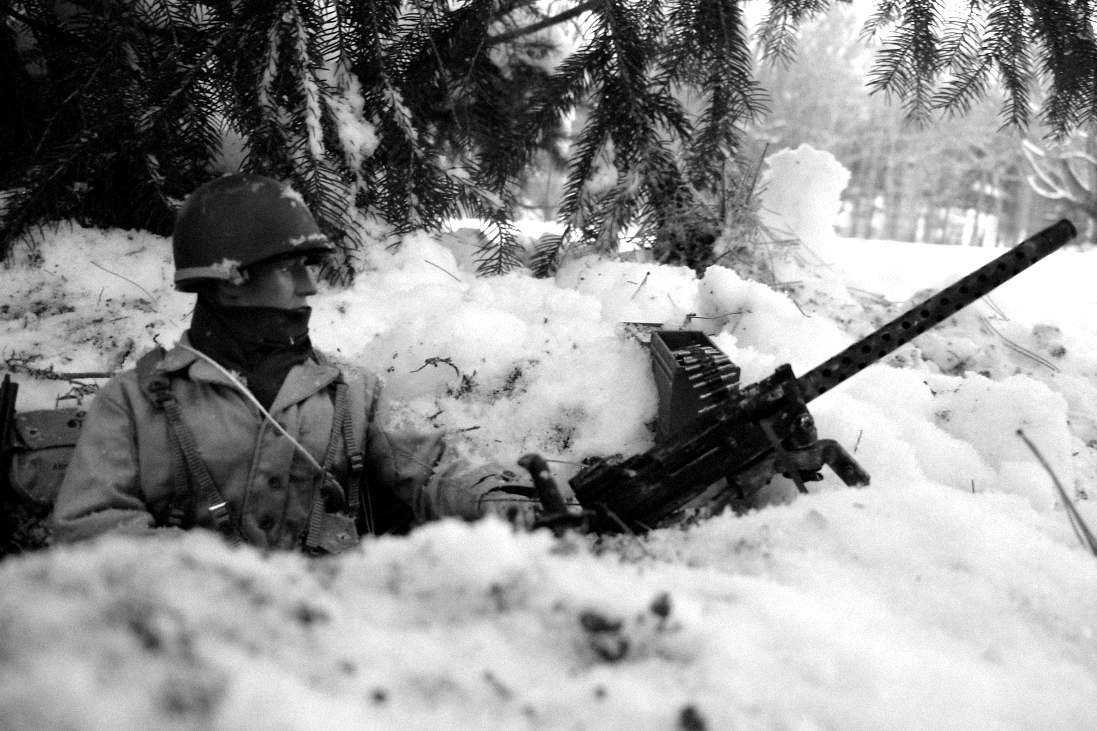 Watching the Line - January 14, 1945 - MODELING - U.S. Militaria Forum