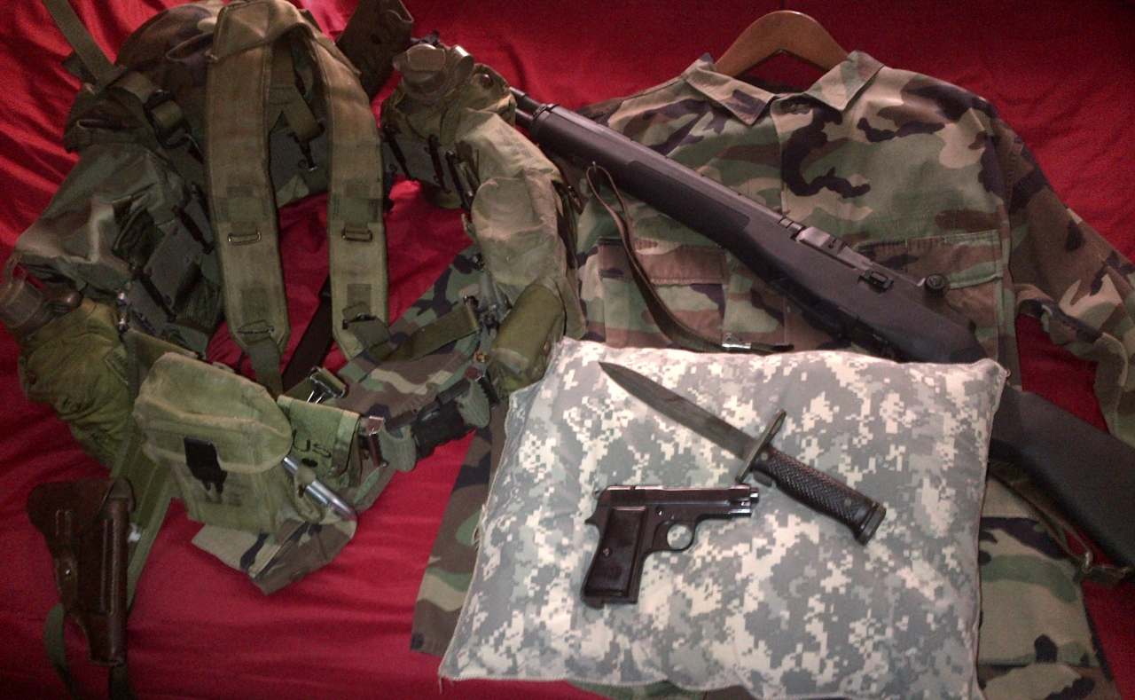 My alice gear loadout and other items. - FIELD & PERSONAL GEAR SECTION ...