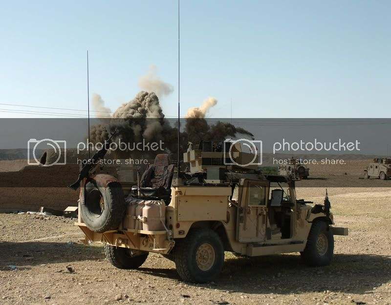 VS-17/GVX Signal panel in use in OIF/OEF - FIELD & PERSONAL GEAR ...