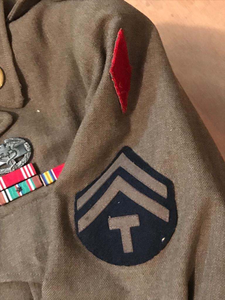 5th/106th Division Combat Medic Ike - UNIFORMS - U.S. Militaria Forum