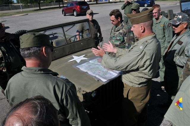 Military vehicle rally at Ft Hood. - MILITARY VEHICLES - U.S. Militaria ...