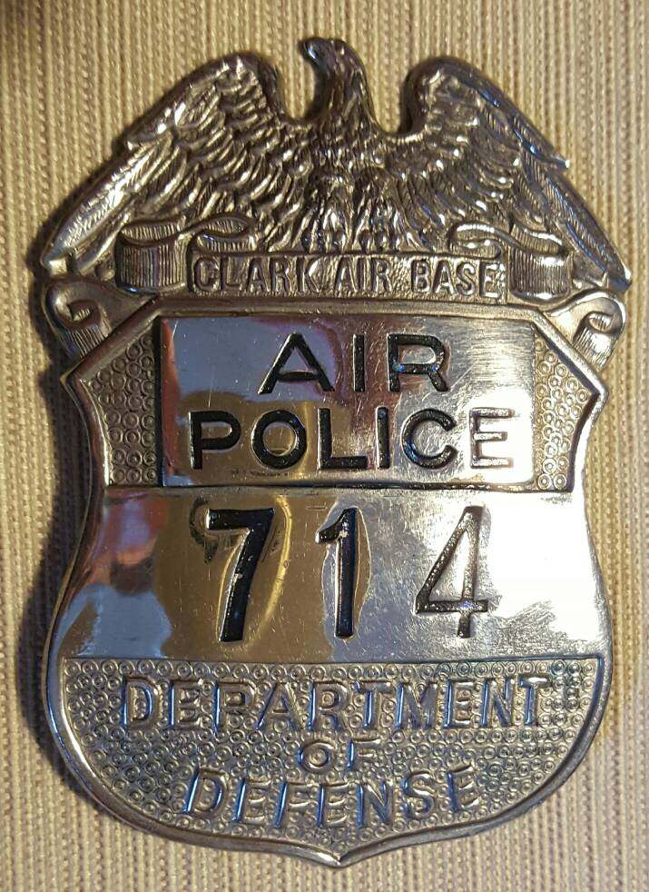 DoD & CIVILIAN GUARD BADGES - BADGES, AWARDS, DUI, AND COLLAR BRASS - U ...