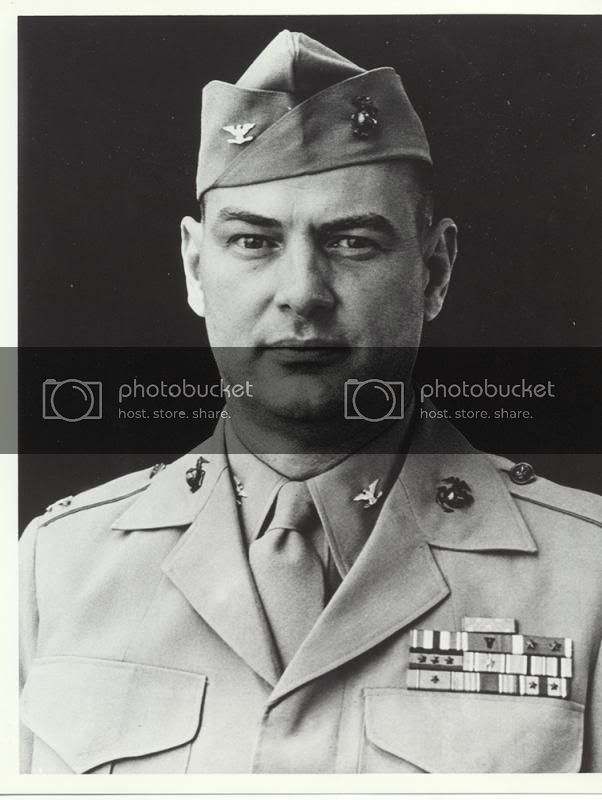 MOH ribbon positioning - Page 3 - MEDALS & DECORATIONS - U.S. Militaria ...