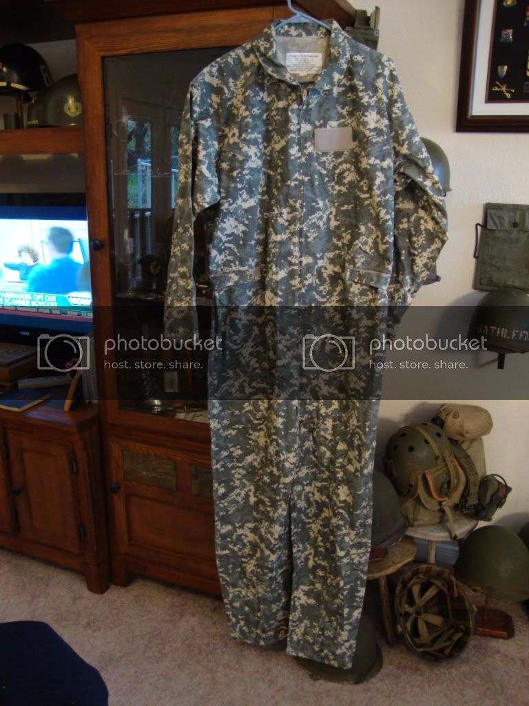Intermediate Flight suit, in ACU? - FLIGHT CLOTHING - U.S. Militaria Forum