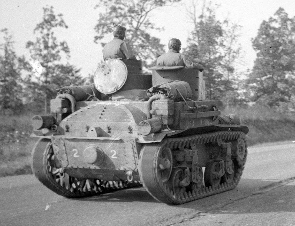 1930's Tank photos - MILITARY VEHICLES - U.S. Militaria Forum