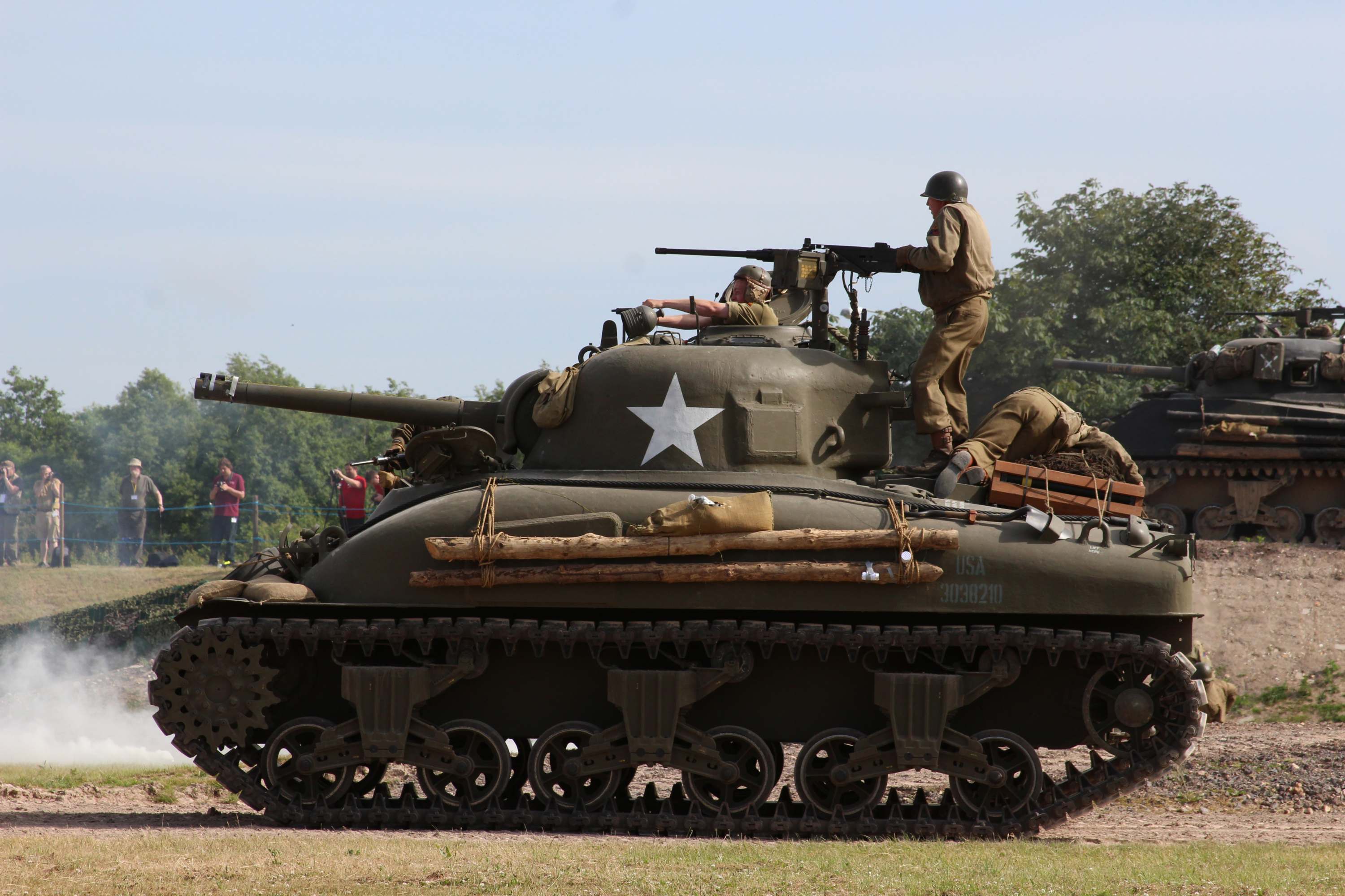 Tankfest Presents 'Fury' - REENACTING GROUPS & REPRO GEAR - U.S ...