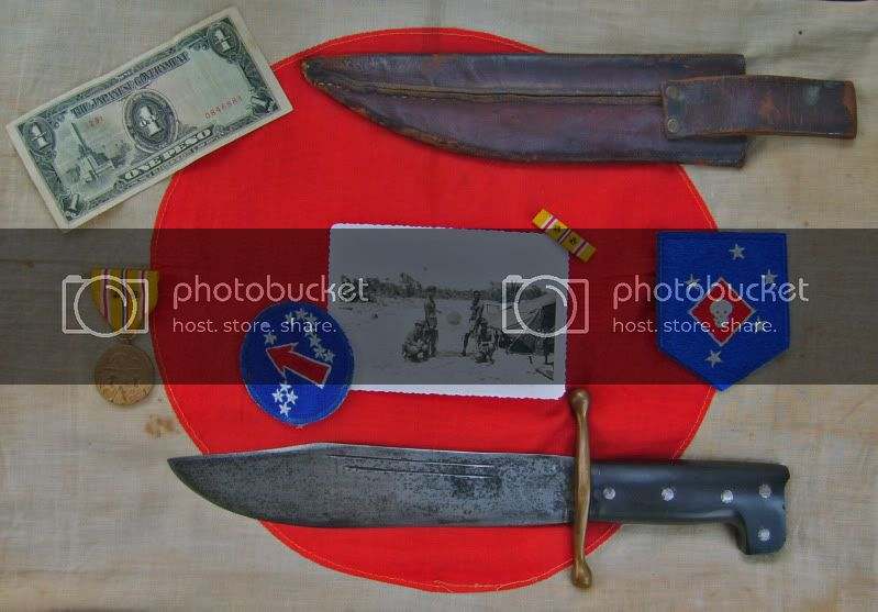 My 1942 Collins & Co. No. 18 "Gung-Ho" knife display... - EDGED WEAPONS ...