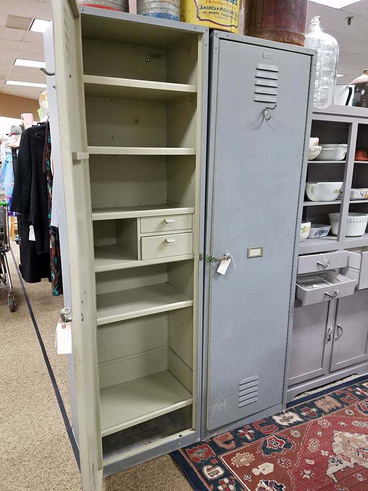 Some help with these US Navy Lockers - MISC MILITARIA - U.S. Militaria ...