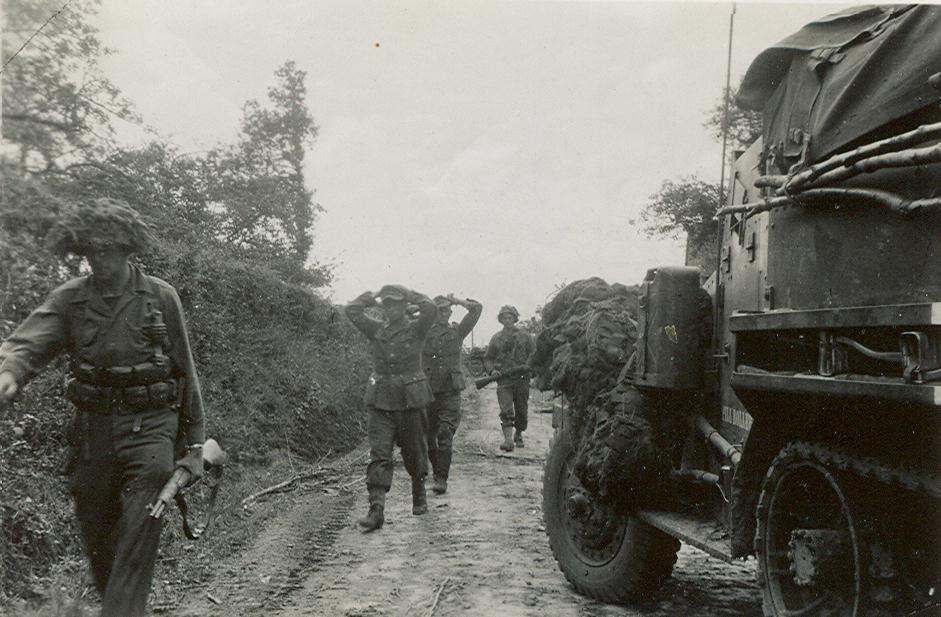 Enemy capture photos - Page 9 - EPHEMERA, PHOTOGRAPHS & MILITARY ...