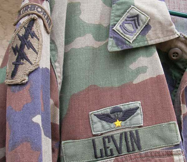 current issue BDU tops with all insignia - CAMOUFLAGE UNIFORMS - U.S ...