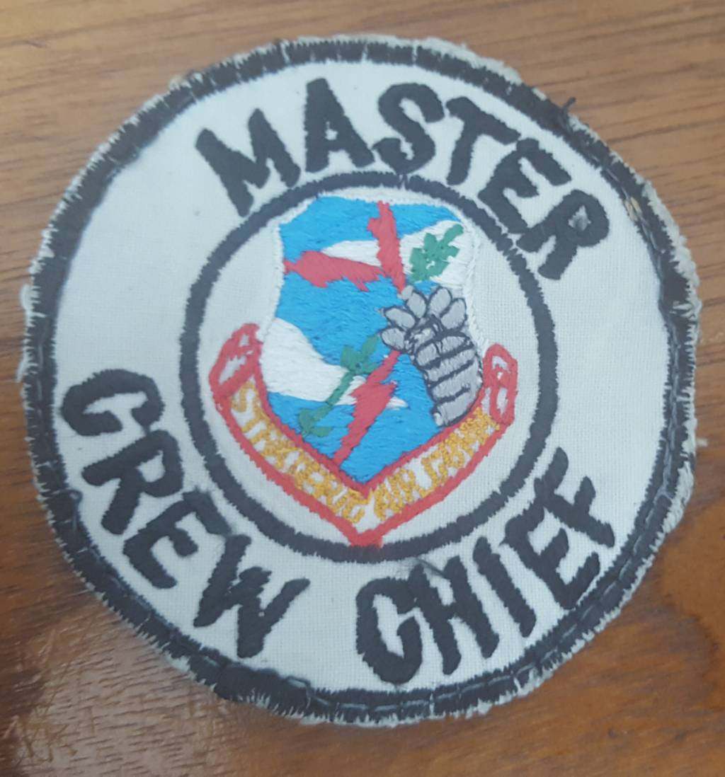 SAC MASTER CREW CHIEF - THAI MADE? - AIR FORCE (USAAF IS WITH ARMY) - U ...