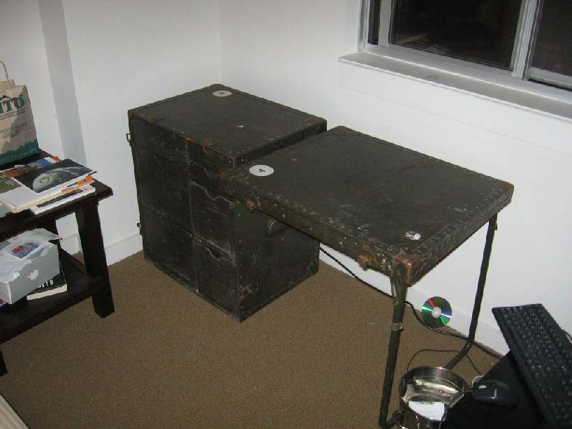 WWII Field Desk? - FIELD & PERSONAL GEAR SECTION - U.S. Militaria Forum
