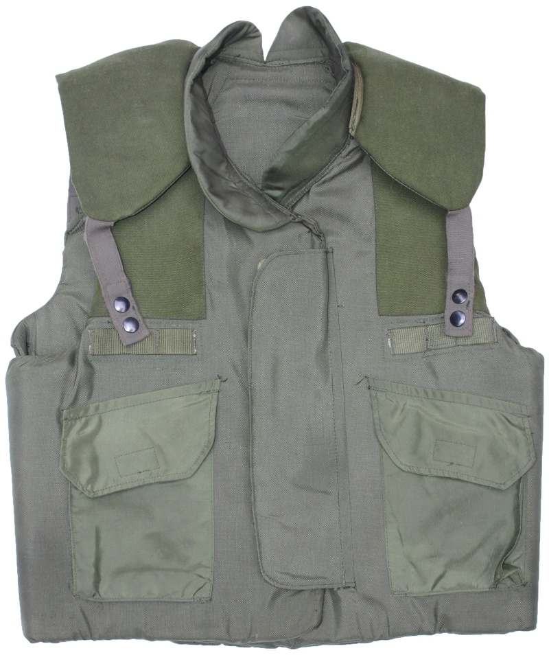 Green PASGT flak jacket - NOT camouflaged ? - BODY ARMOR - U.S ...