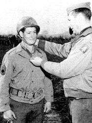 Charles E. Kelly "Commando Kelly" - Medal of Honor - VETERAN ...