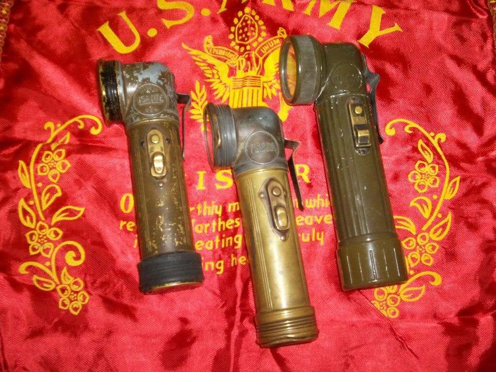 Flashlight TL-122-C WW2 period - FIELD & PERSONAL GEAR SECTION - U.S ...