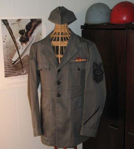 Study: USN WWII Gray Uniforms 1943-1949 - UNIFORMS - U.S. Militaria Forum
