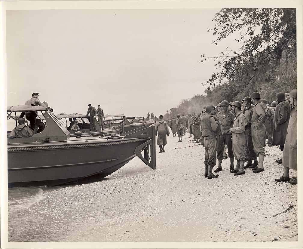 Jackpot! Higgins Boat Landing Photos! - MILITARY SHIPS AND VESSELS - U ...