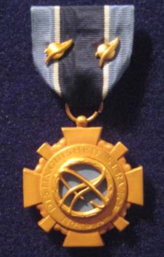 Astronauts medal display - MEDALS & DECORATIONS - U.S. Militaria Forum