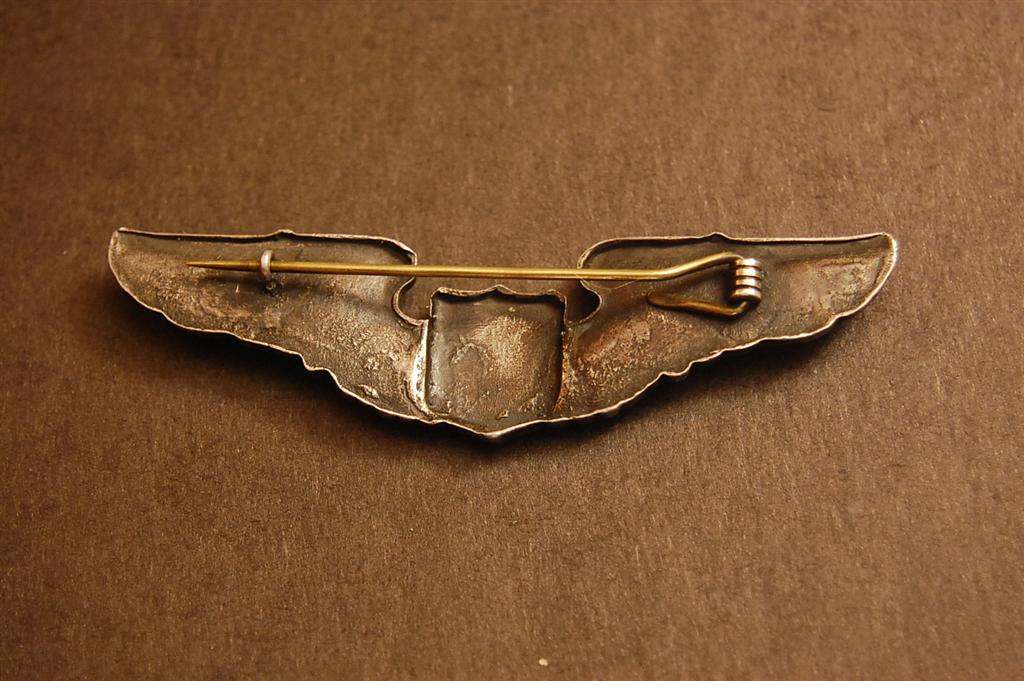 CBI made "R" Wing - Radar/Radio operator - WING BADGES - U.S. Militaria ...