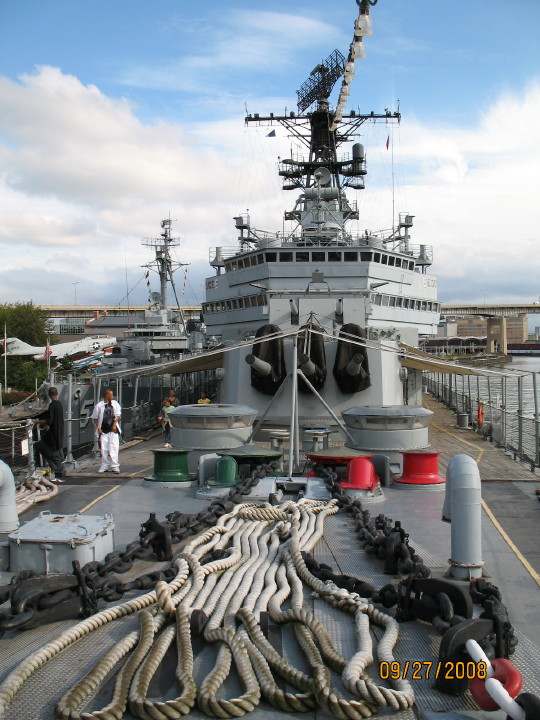 USS Little Rock CG-4, the last WW2 light cruiser - MILITARY SHIPS AND ...