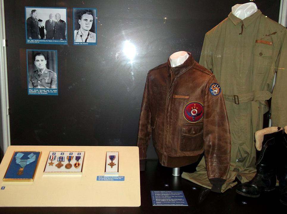 Medals and display on MOH recipient Jay Zeamer - MEDALS & DECORATIONS ...