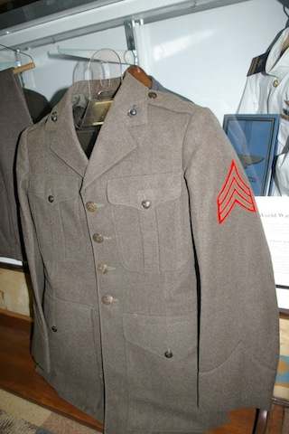 1st Raider Battalion uniform and 1/4 on Guam and Oki - UNIFORMS - U.S ...