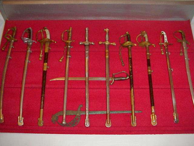 Displaying and hanging swords - EDGED WEAPONS - U.S. Militaria Forum