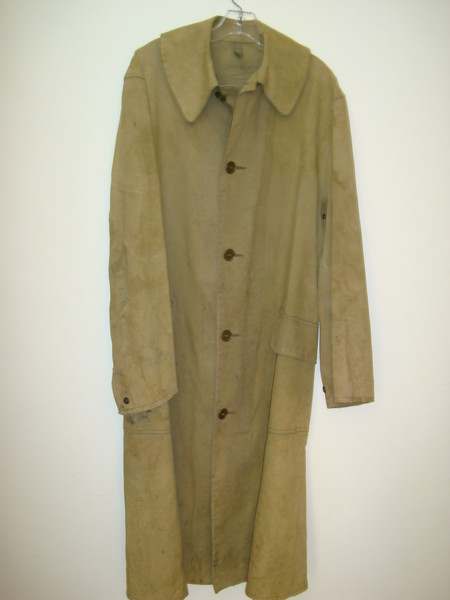 WWII Era US Army Rain Coat - FIELD & PERSONAL GEAR SECTION - U.S ...