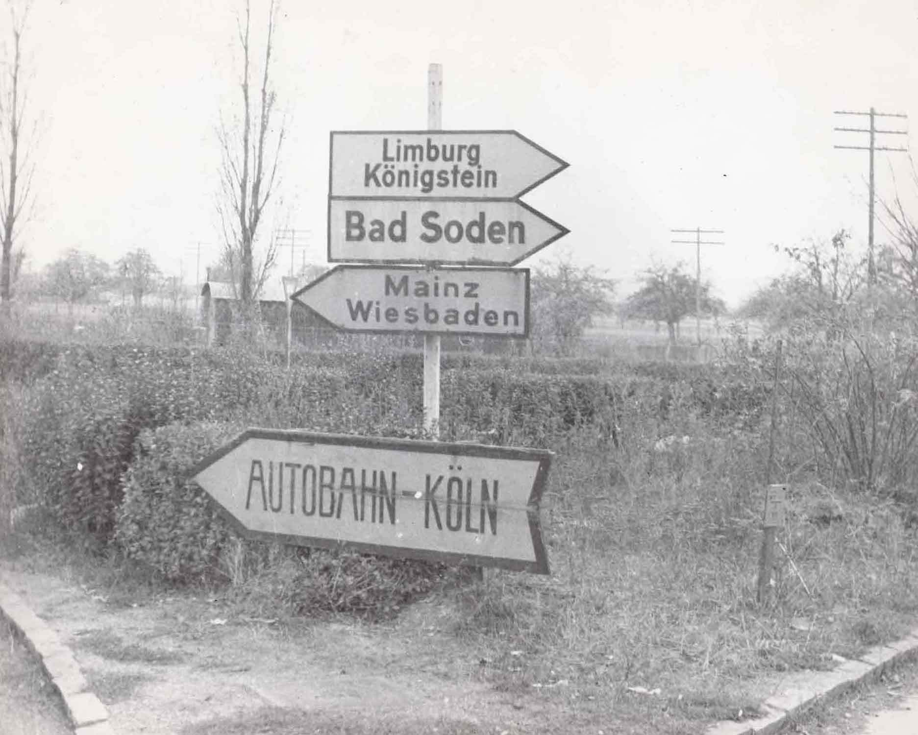 Signs of war - EPHEMERA, PHOTOGRAPHS & MILITARY ARTWORK - U.S ...