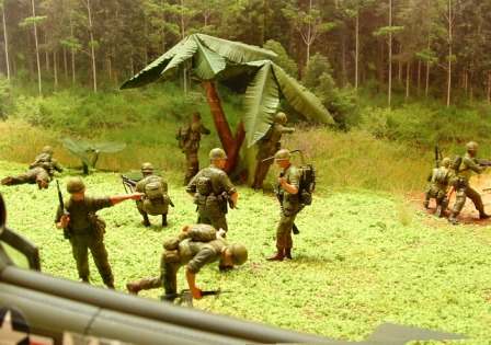 "LZ" Marines in Vietnam - MODELING - U.S. Militaria Forum