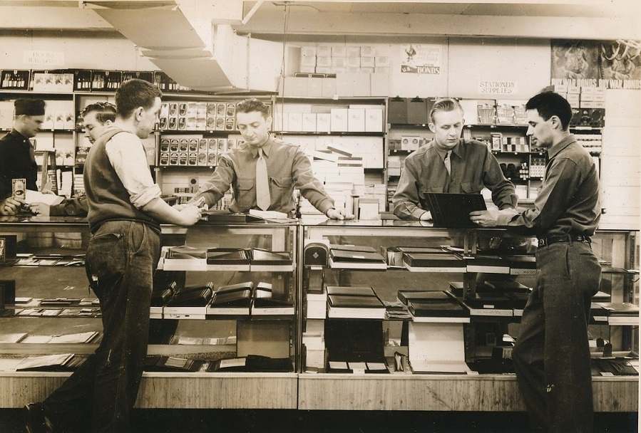 PX and Supply photos - EPHEMERA, PHOTOGRAPHS & MILITARY ARTWORK - U.S ...