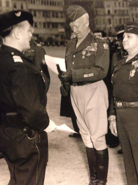 General Patton's uniform on display - UNIFORMS - U.S. Militaria Forum