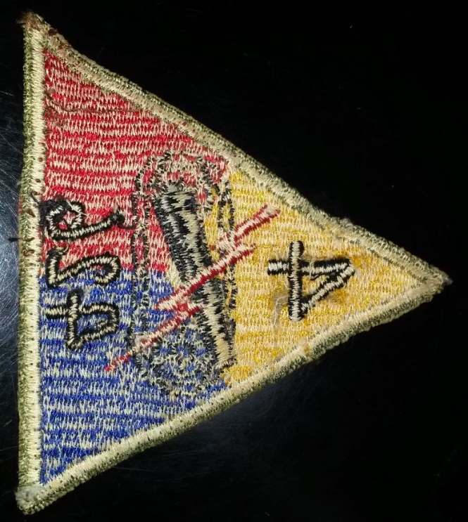 4 / 426th Armored Triangle Patch - ARMY AND USAAF - U.S. Militaria Forum