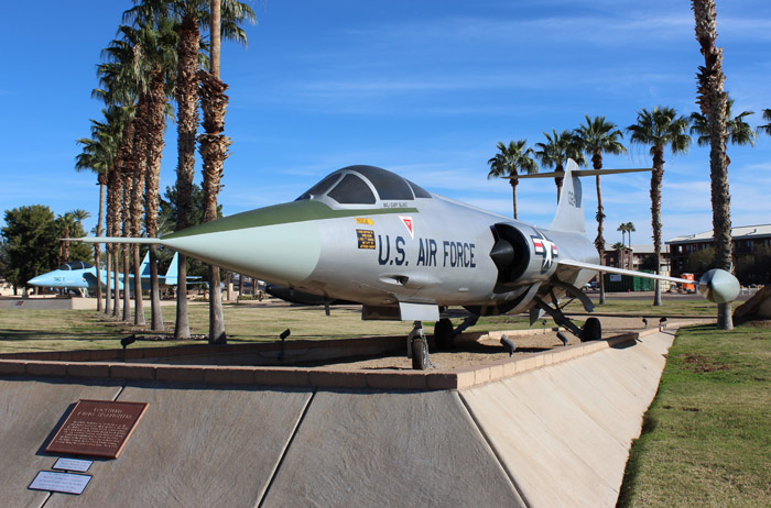 Display Aircraft at Luke AFB, Phoenix Arizona - MUSEUMS, BATTLEFIELDS ...