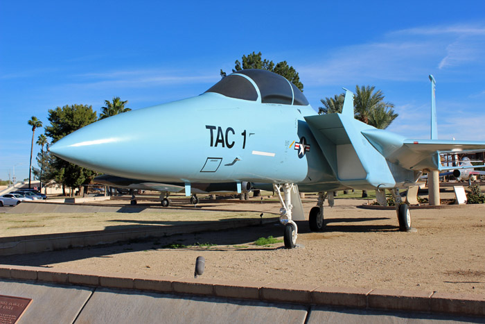 Display Aircraft at Luke AFB, Phoenix Arizona - MUSEUMS, BATTLEFIELDS ...