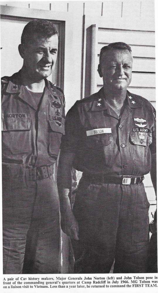Major General John Norton wearing a tailor made jacket - UNIFORMS - U.S ... Major General John Norton wearing a tailor made jacket - UNIFORMS - U.S ...
