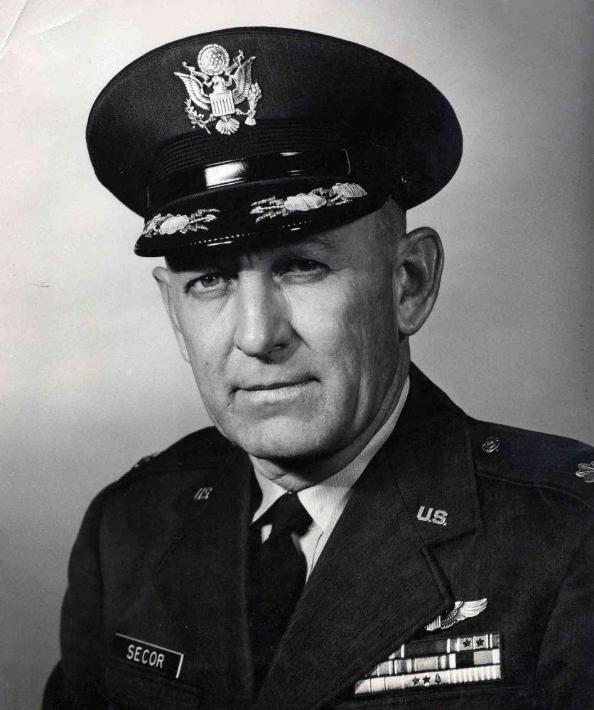 Pilot Photos Lt.to Lt Col - EPHEMERA, PHOTOGRAPHS & MILITARY ARTWORK ...