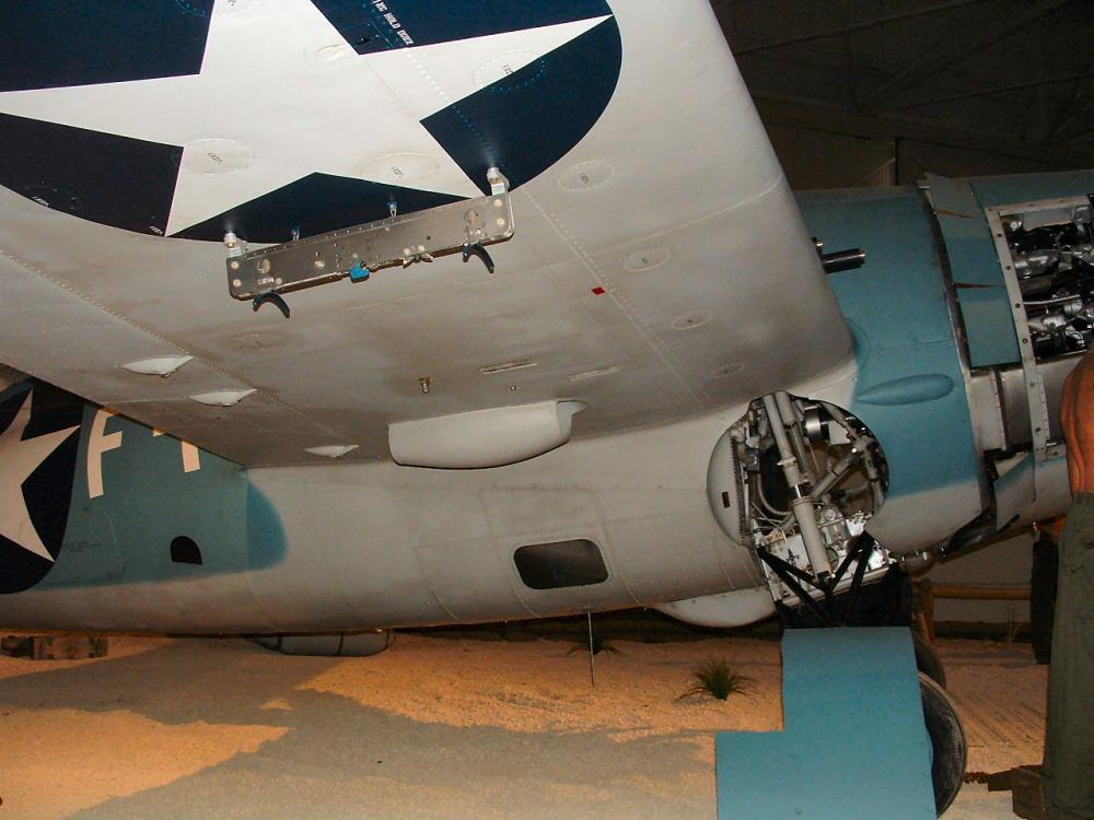 Windows - MILITARY AIRCRAFT & AVIATION - U.S. Militaria Forum