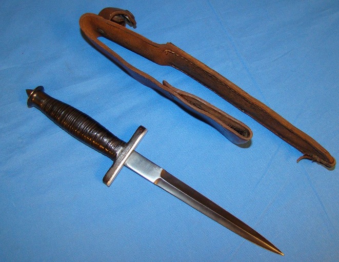 Case V42 THOUGHTS? - EDGED WEAPONS - U.S. Militaria Forum