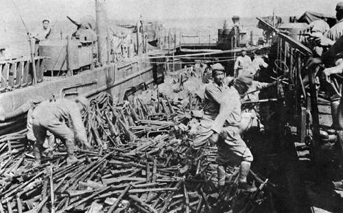 WW2 cleanup - EPHEMERA, PHOTOGRAPHS & MILITARY ARTWORK - U.S. Militaria ...