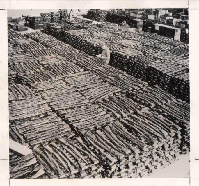 WW2 cleanup - EPHEMERA, PHOTOGRAPHS & MILITARY ARTWORK - U.S. Militaria ...