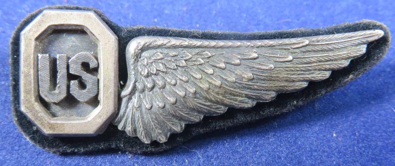 Weekly World War Wing #5 - Dan S Dunham - WING BADGES - U.S. Militaria ...