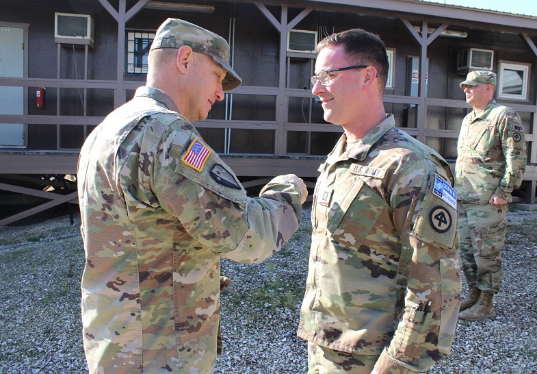 Patches in action: Photos of SSI being worn by the troops. - Page 174 ...