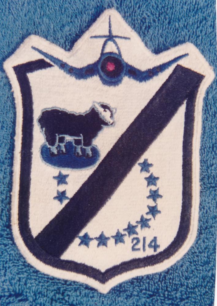 VMF-214 "Blacksheep" : How many patch types used during WW2? - MARINES ...