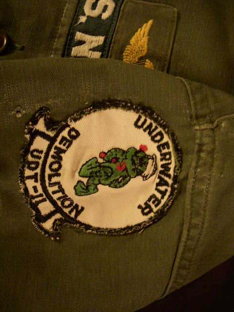 UDT shirts details - NAVAL & SEA SERVICE UNIFORMS - U.S. Militaria Forum